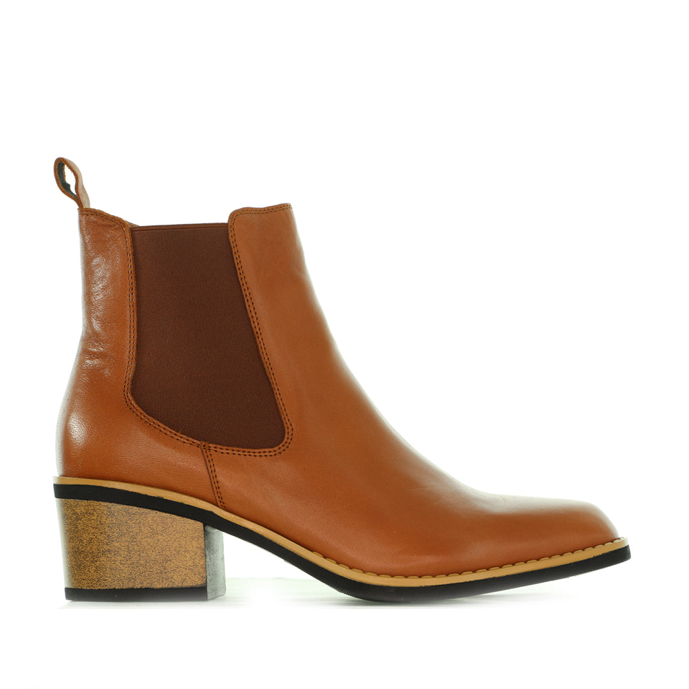 BRESLEY DOLL BRANDY – Collective Shoes