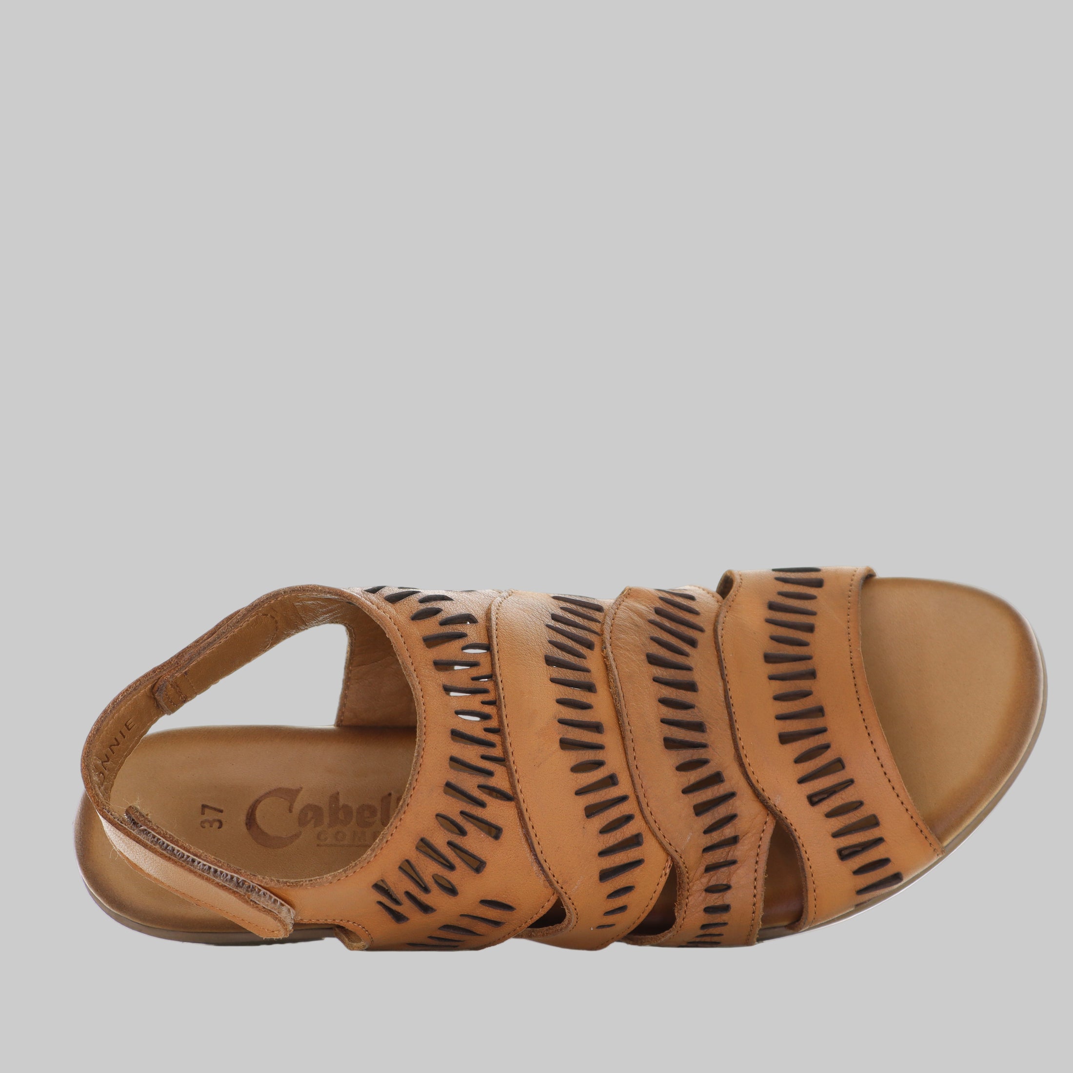 CABELLO CONNIE TAN – Collective Shoes