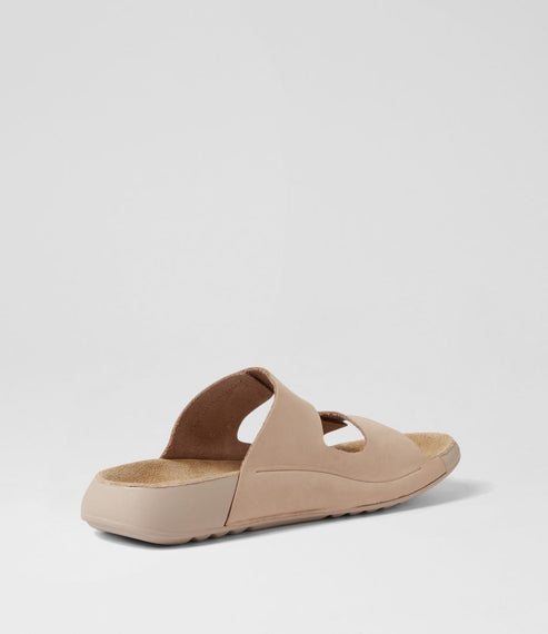 ZIERA YAVA ALMOND – Collective Shoes