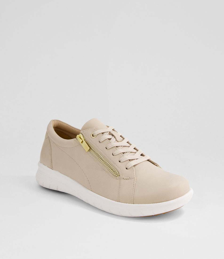 ZIERA SOLAR ALMOND | Collective Shoes