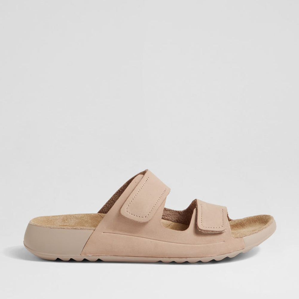 ZIERA YAVA ALMOND – Collective Shoes