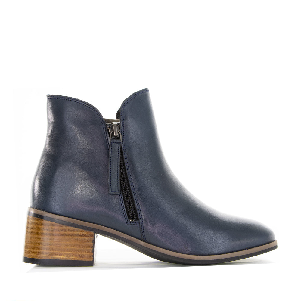 Shop Lesansa Oxley Black Women Premium Ankle Boot | Collective Shoes