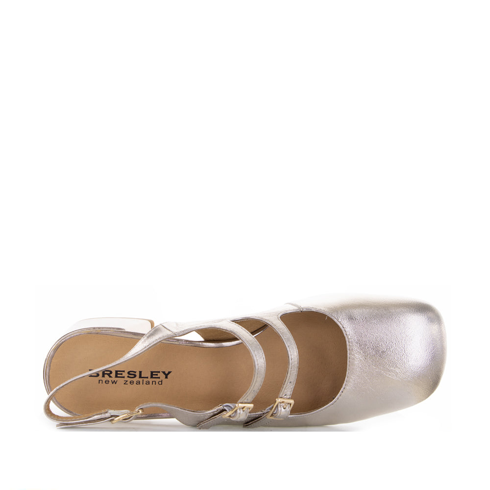 BRESLEY SPITFIRE GOLD – Collective Shoes