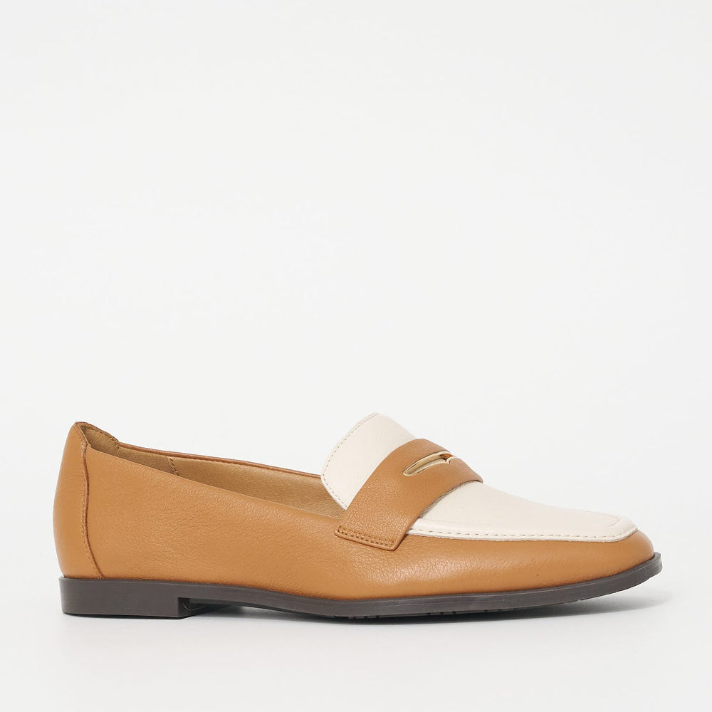 HUSH PUPPIES ZABRINA TAN BONE – Collective Shoes