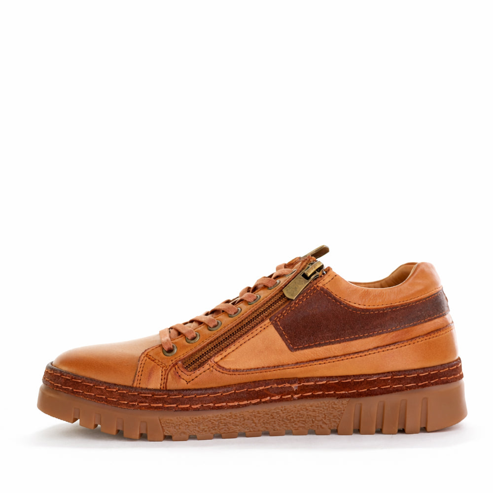 Cabello Wren Tan – Collective Shoes