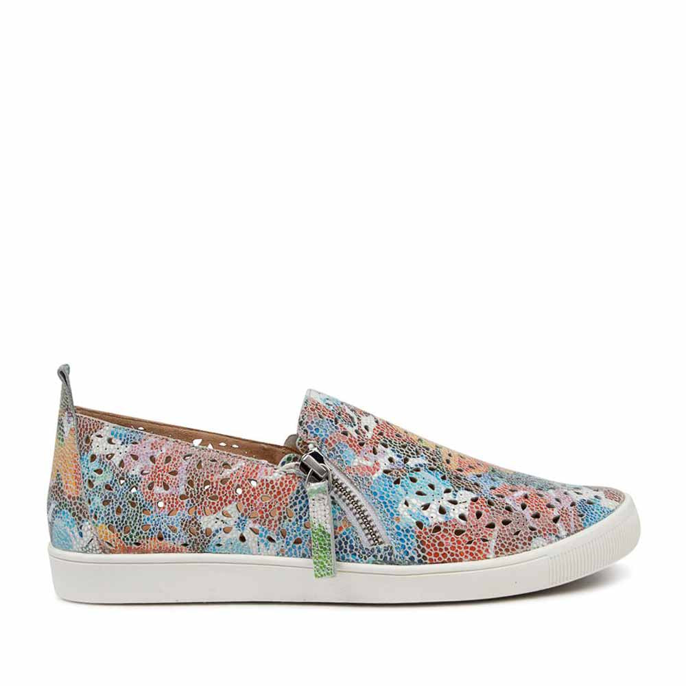 Shop Ziera Dixon White Floral Women Twin Zip Casual | Collective Shoes